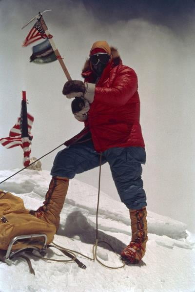 The First 10 Climbers To Summit Mt Everest | Mountain Planet