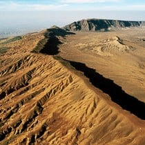 Mount Emi Koussi (3 415 M / 11 204 Ft) | Mountain Planet | Mountain Planet