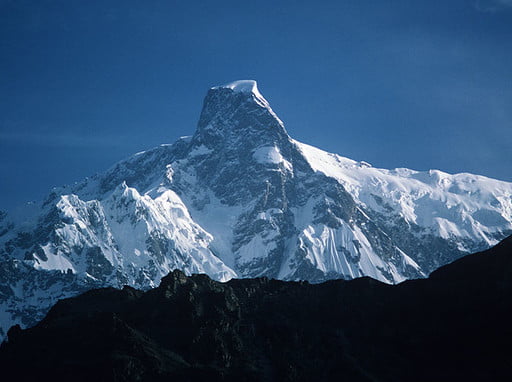 Trek Chilinji Pass (5247 Meters) Chapursan Valley In The Upper Hunza ...
